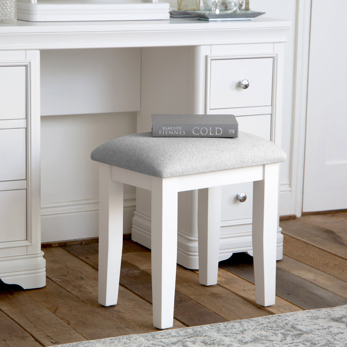 SB Bedroom Stool – Agile Imports